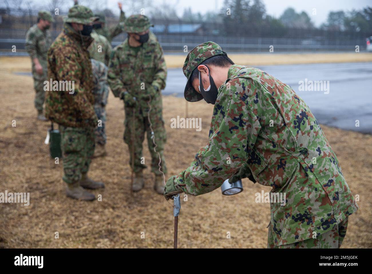 Soldiers with the 1st Amphibious Rapid Deployment Regiment (1ARDR ...