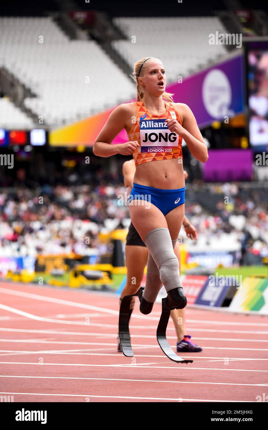 Fleur Jong competing in 200m T43 class at 2017 World Para Athletics Championships in the London ...