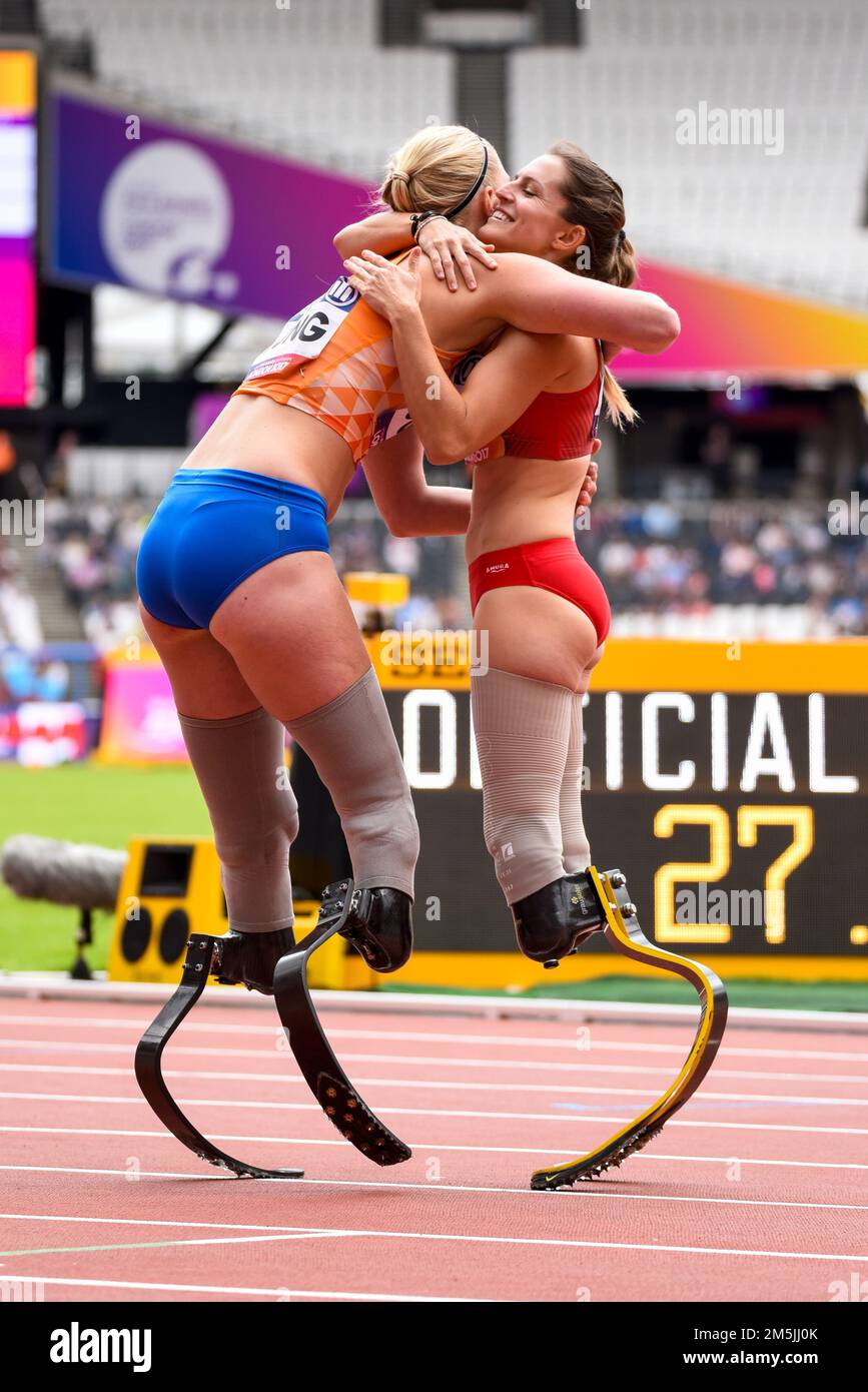 Fleur Jong & Sara Andres Barrio hugging after competing in 200m T43 class at 2017 World Para ...