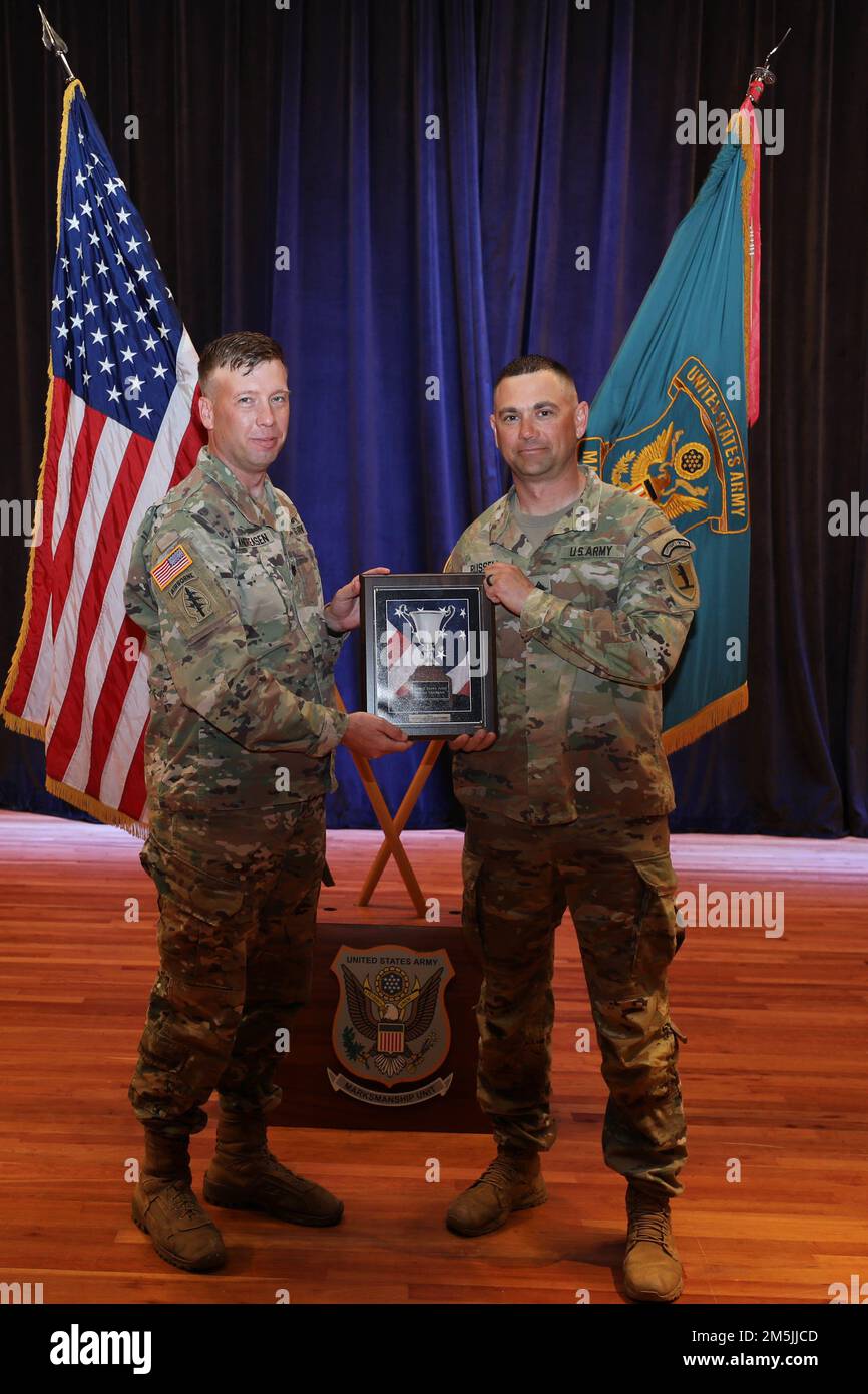 Sgt. 1st Class Timothy Russell poses with U.S. Army Marksmanship Unit ...