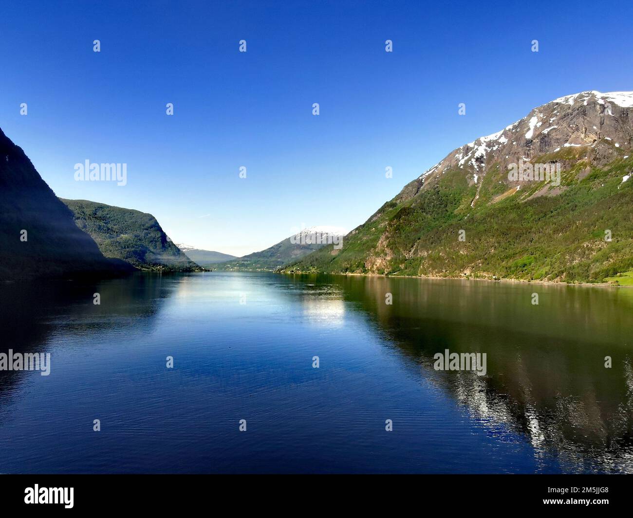 Scenic arctic landscape, coast nature with sharp mountain peaks Stock ...