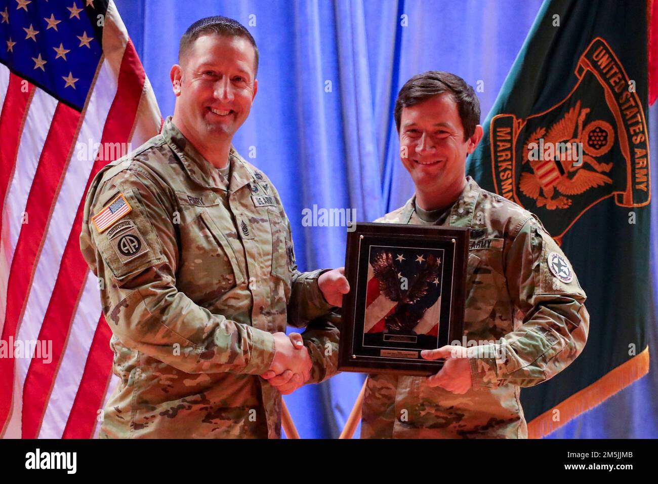 Sgt.1st Class Daniel Horner poses for a photo with U.S. Army ...