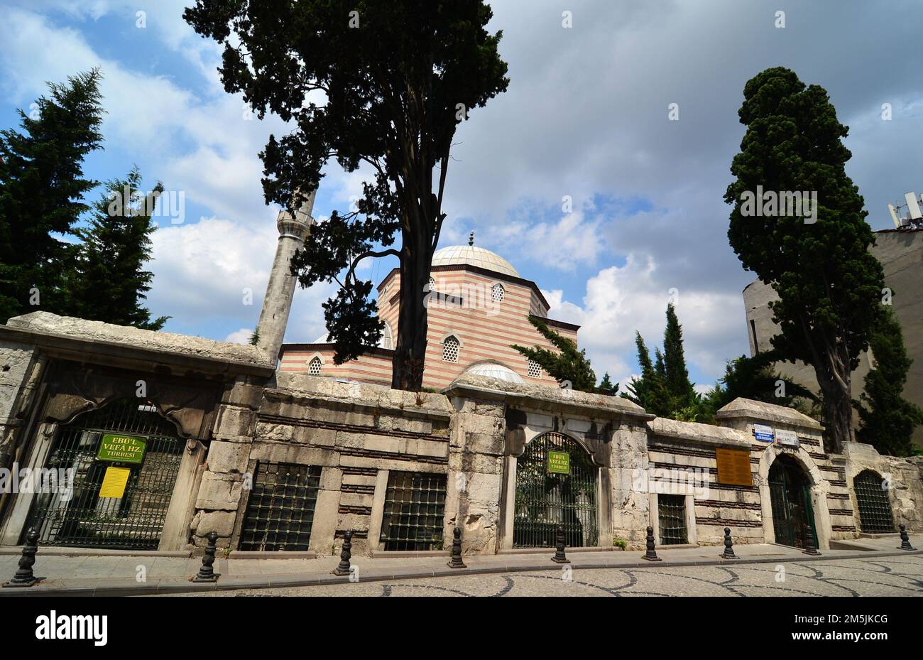 Ebul Vefa Mosque and Tomb in Istanbul, Turkey Stock Photo - Alamy