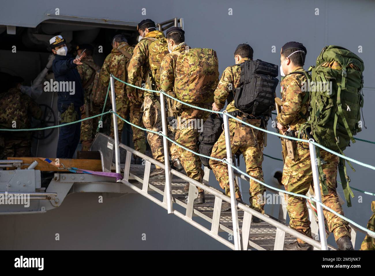 Italian Marines embark on the Italian aircraft carrier Giuseppe ...