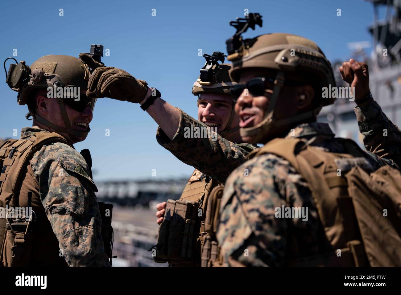 U s marines provide aerial hi-res stock photography and images - Alamy