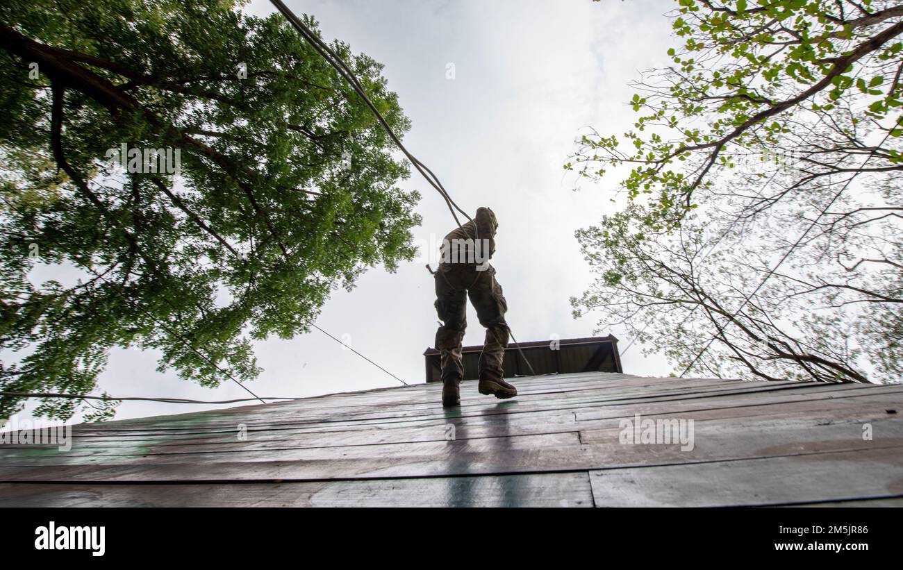 A U.S. Army Soldier from Alpha Company, 29th Brigade Engineer Battalion ...