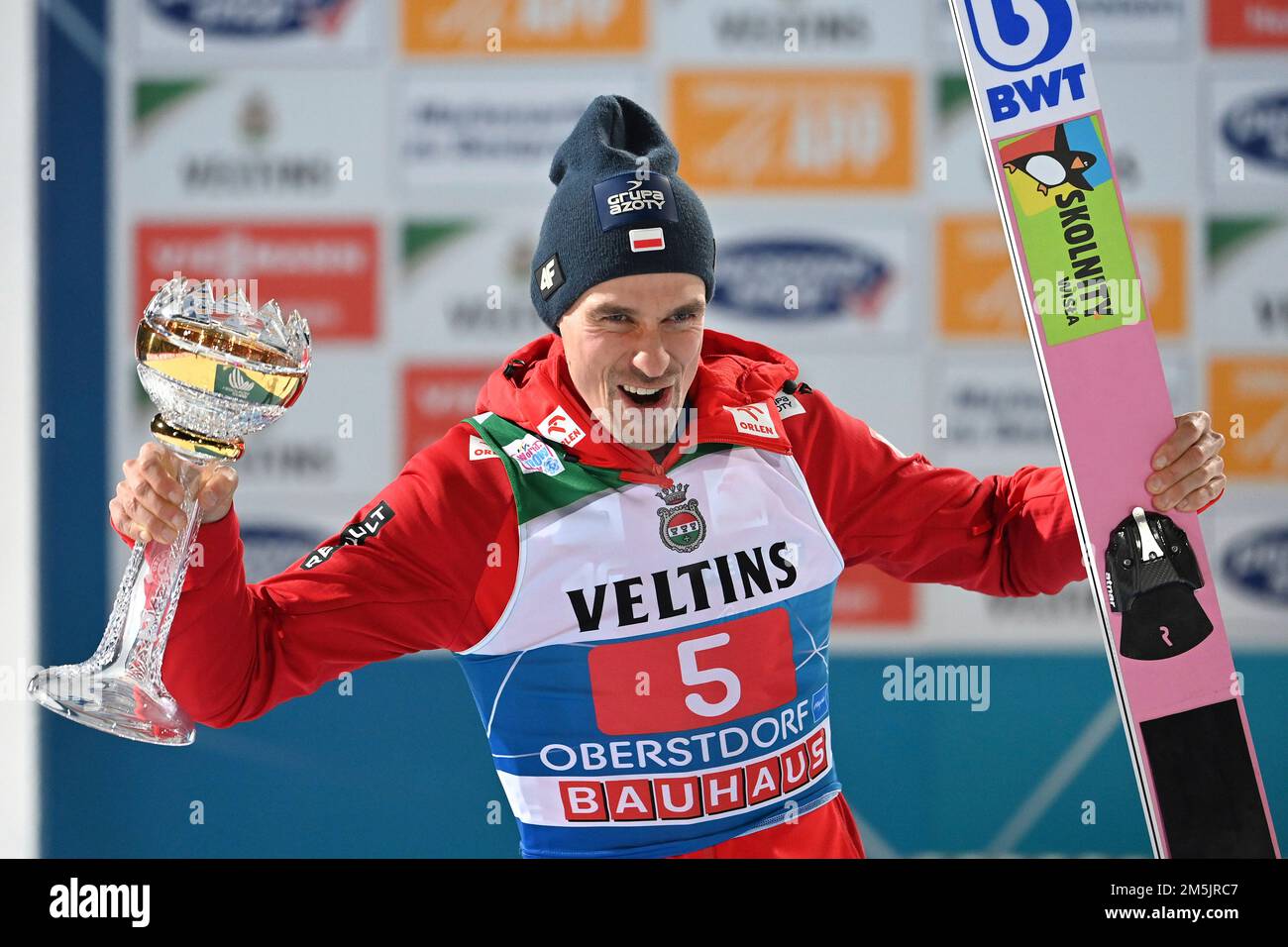 Oberstdorf, Deutschland. 29th Dec, 2022. Piotr ZYLA (POL), jubilation ...
