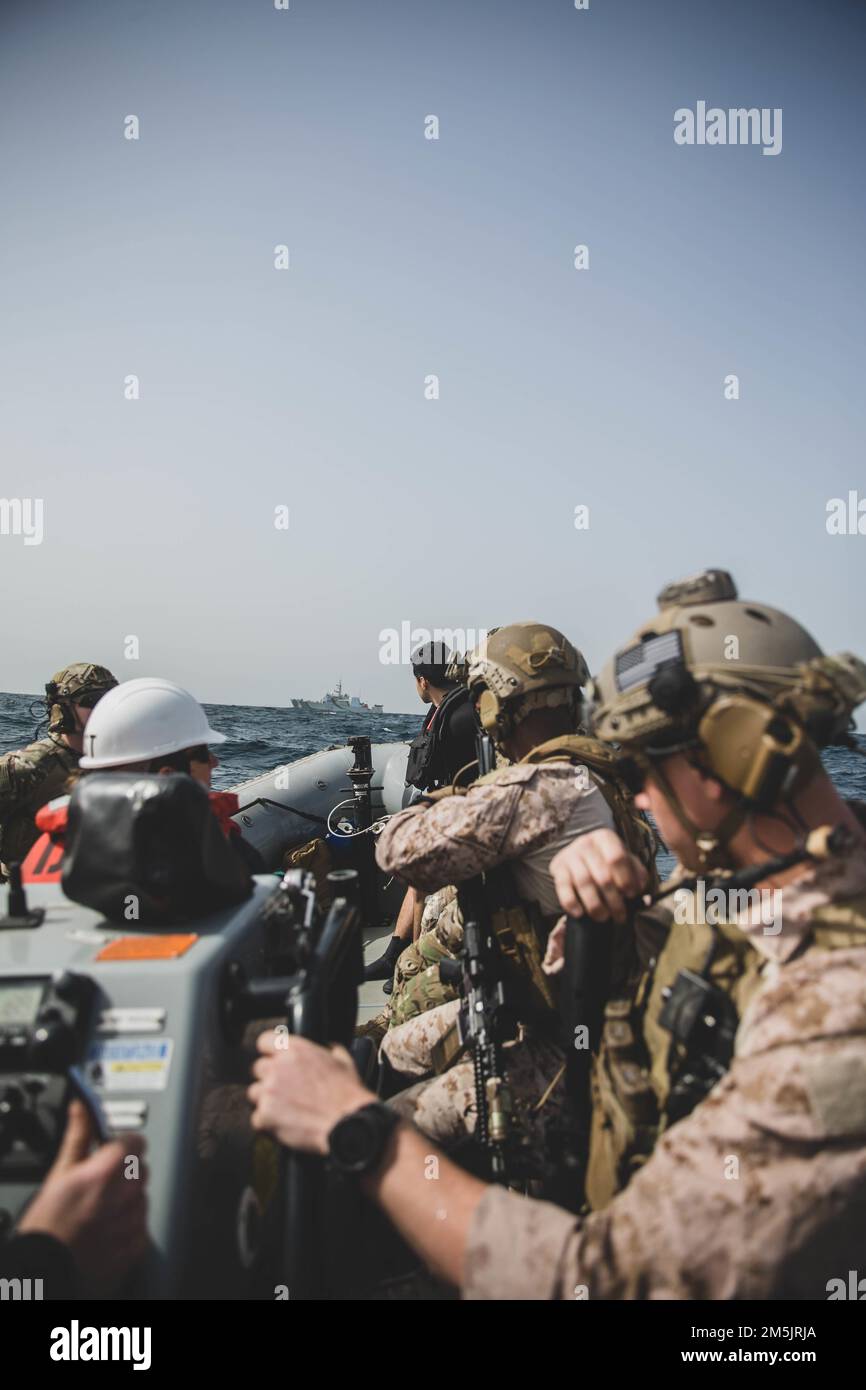 220320-M-RQ720-1023 ATLANTIC OCEAN (March 20, 2022) - U.S. Marines ...