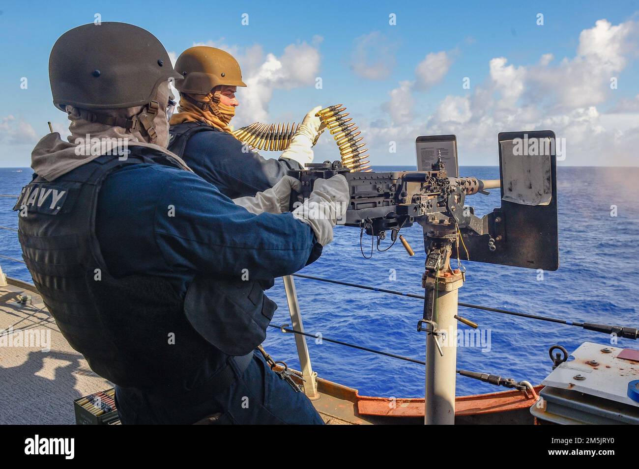 PHILIPPINE SEA (March 20, 2022) Gunner’s Mate 2nd Class Denis Medved ...
