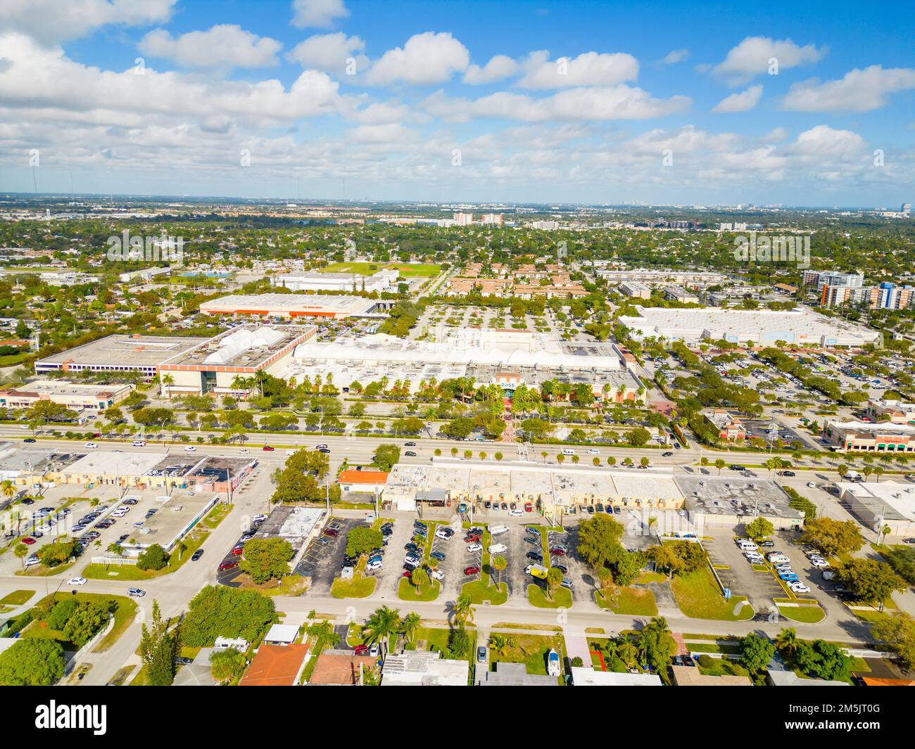 163rd street mall miami fl hi-res stock photography and images - Alamy