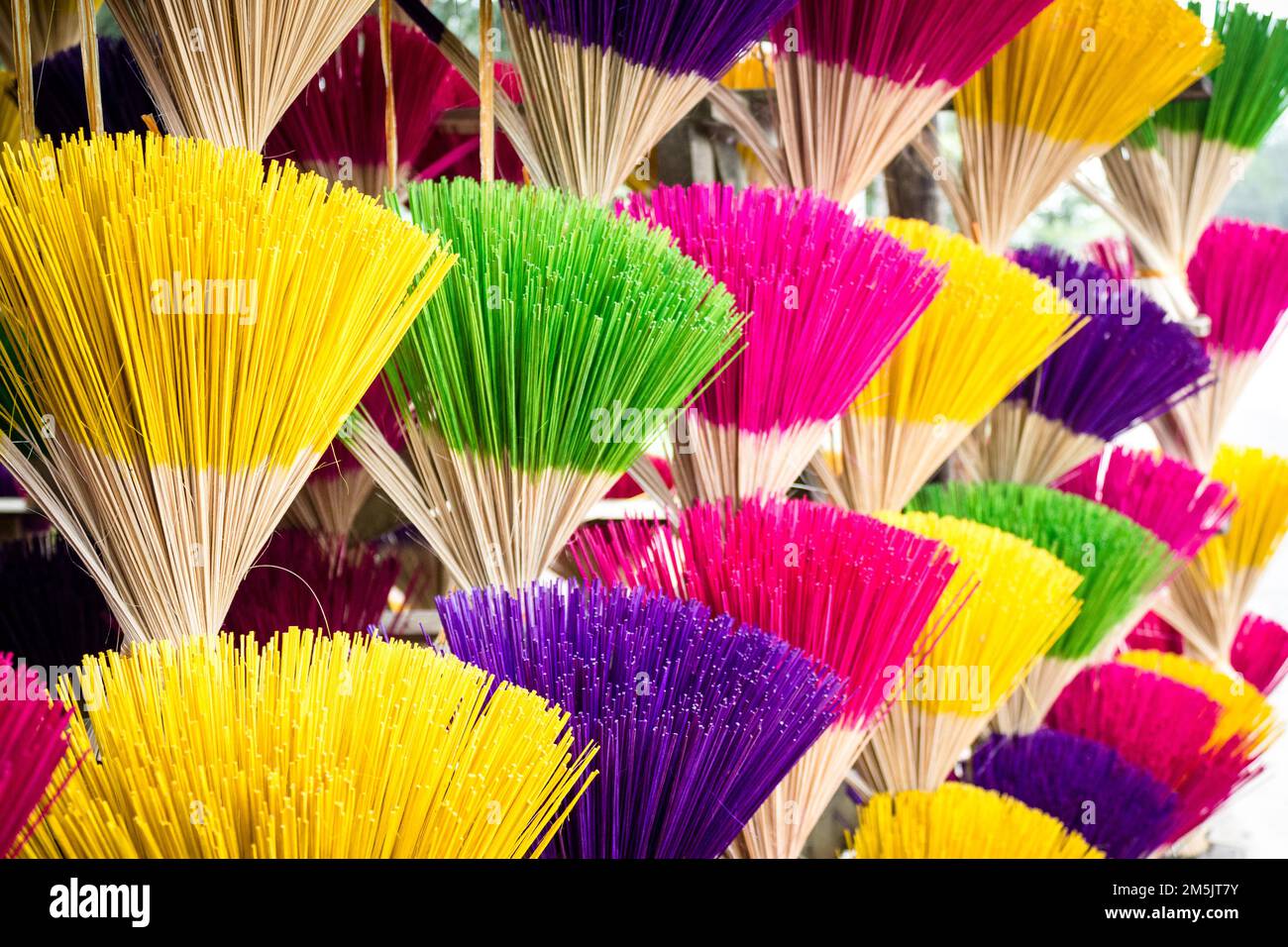Pink incense sticks hi-res stock photography and images - Alamy