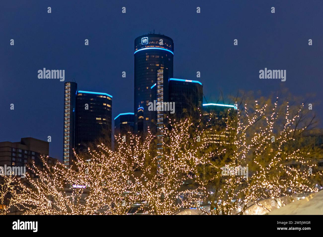 Detroit, Michigan - The Renaissance Center and General Motors ...