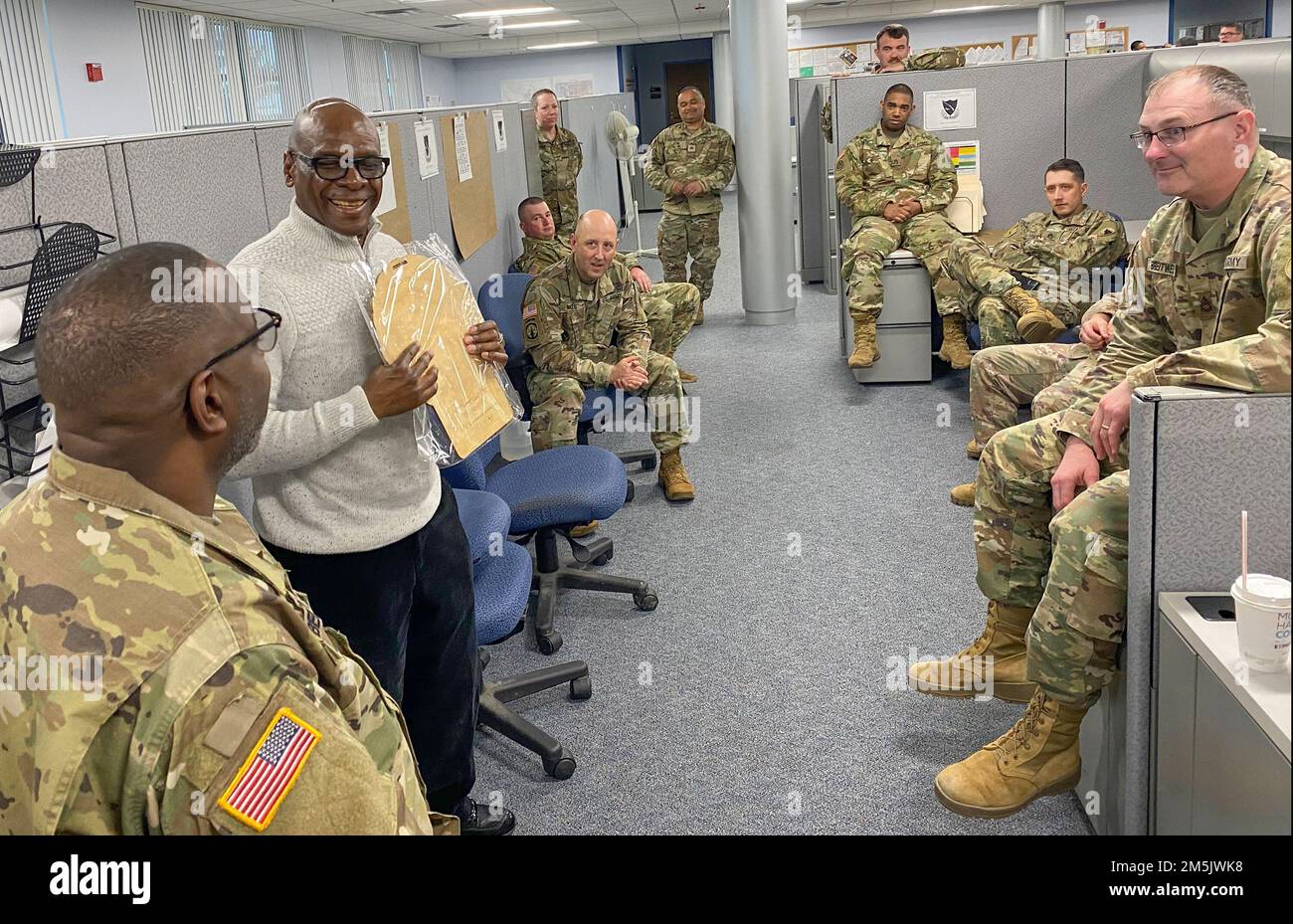 Retired Master Sgt. Harry Bowles, talks with Soldiers from 4th ...