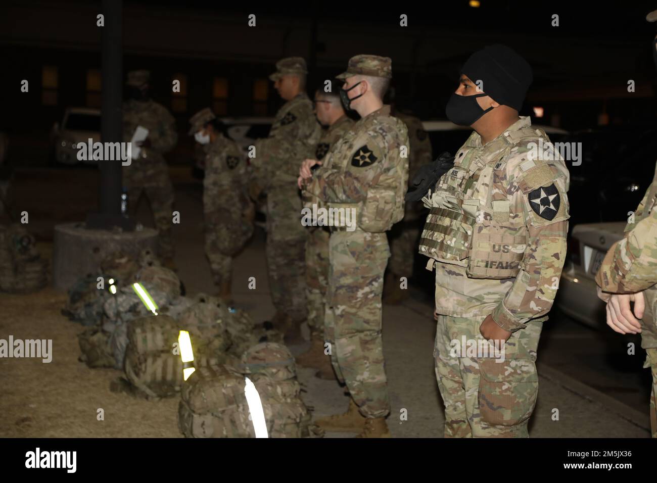 Soldiers assigned to 2nd Combat Aviation Brigade, 2nd Infantry Division ...