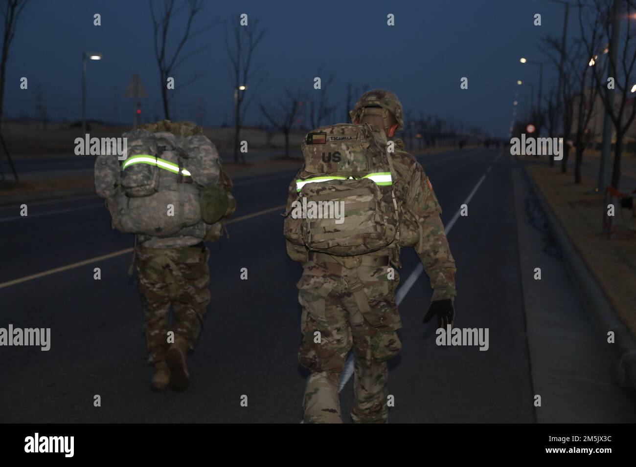 Soldiers assigned to 2nd Combat Aviation Brigade, 2nd Infantry Division ...