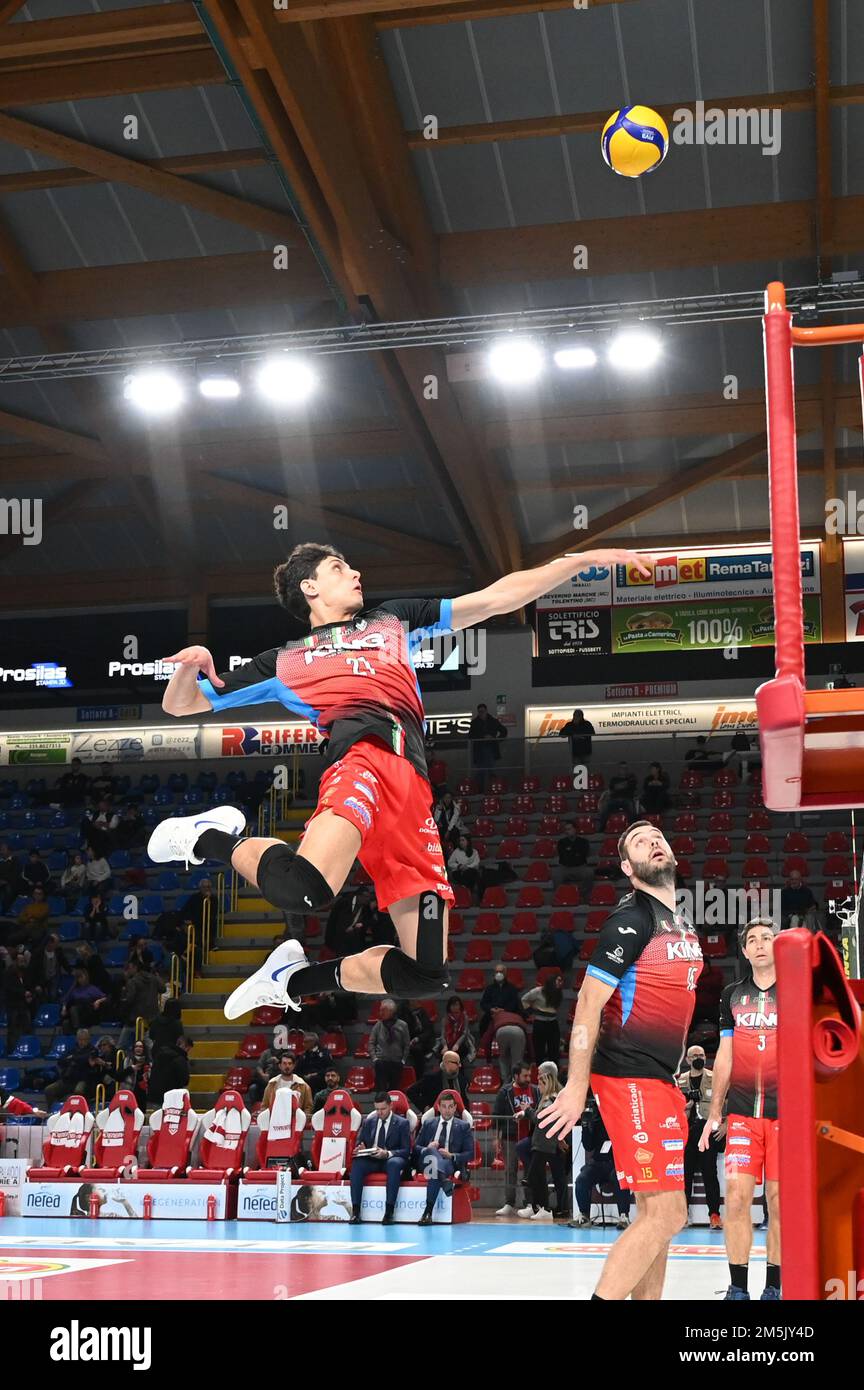 Marlon yant hi-res stock photography and images - Alamy