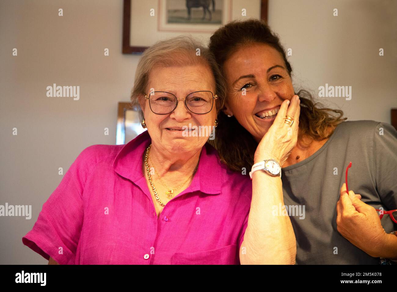 Ordinary women hi-res stock photography and images - Alamy