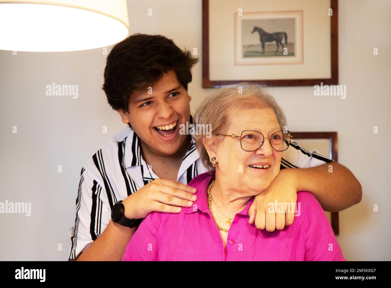 happy birthday party of a family of ordinary people Stock Photo - Alamy