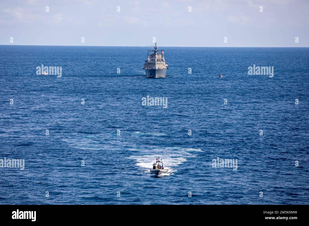 220321-N-HD110-1567 EASTERN PACIFIC OCEAN - (March 21, 2022) -- The ...