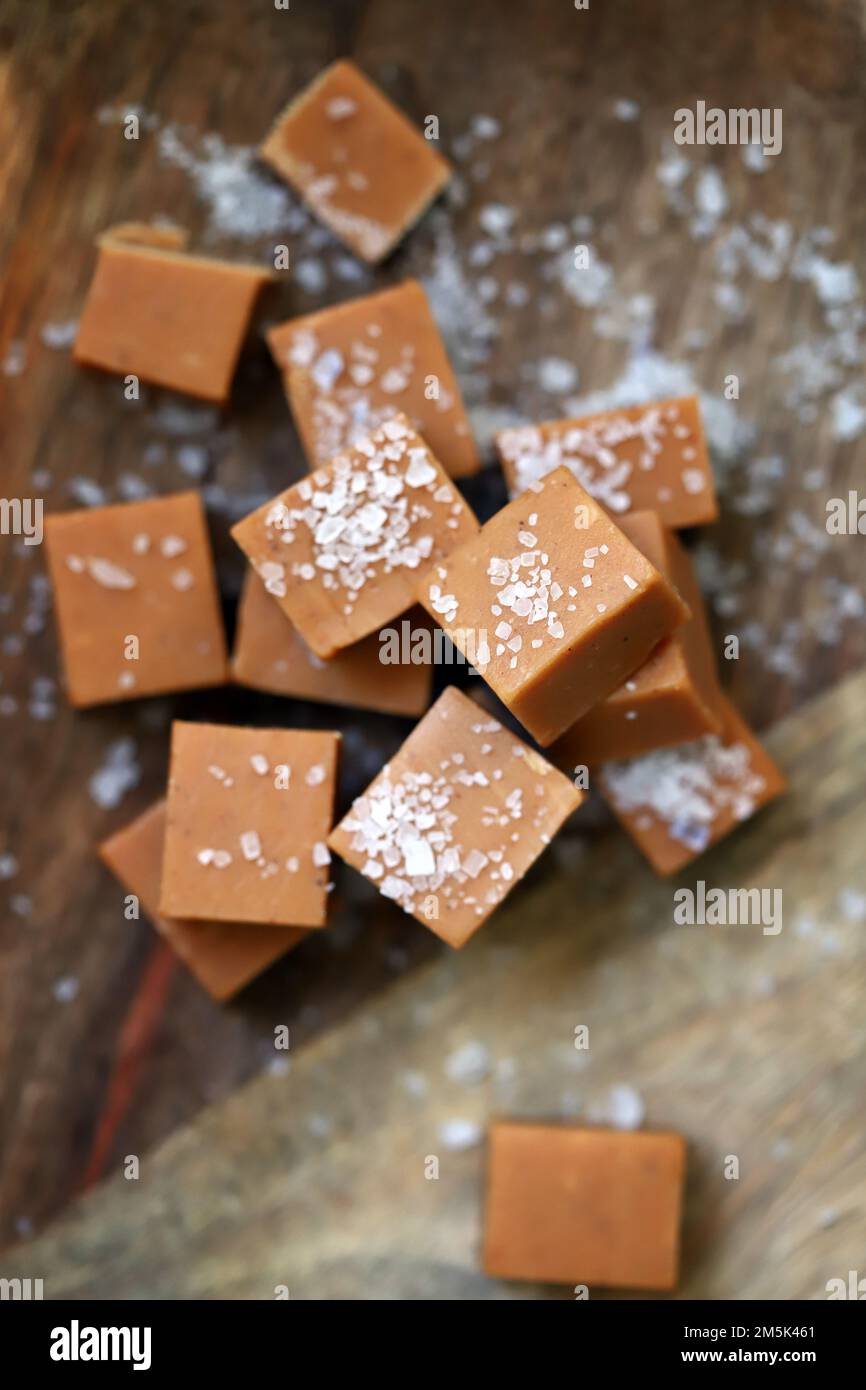 Salted caramel. Creamy toffee with sea salt Stock Photo - Alamy