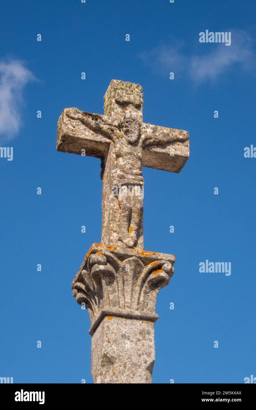 Jesus walking cross hi-res stock photography and images - Alamy