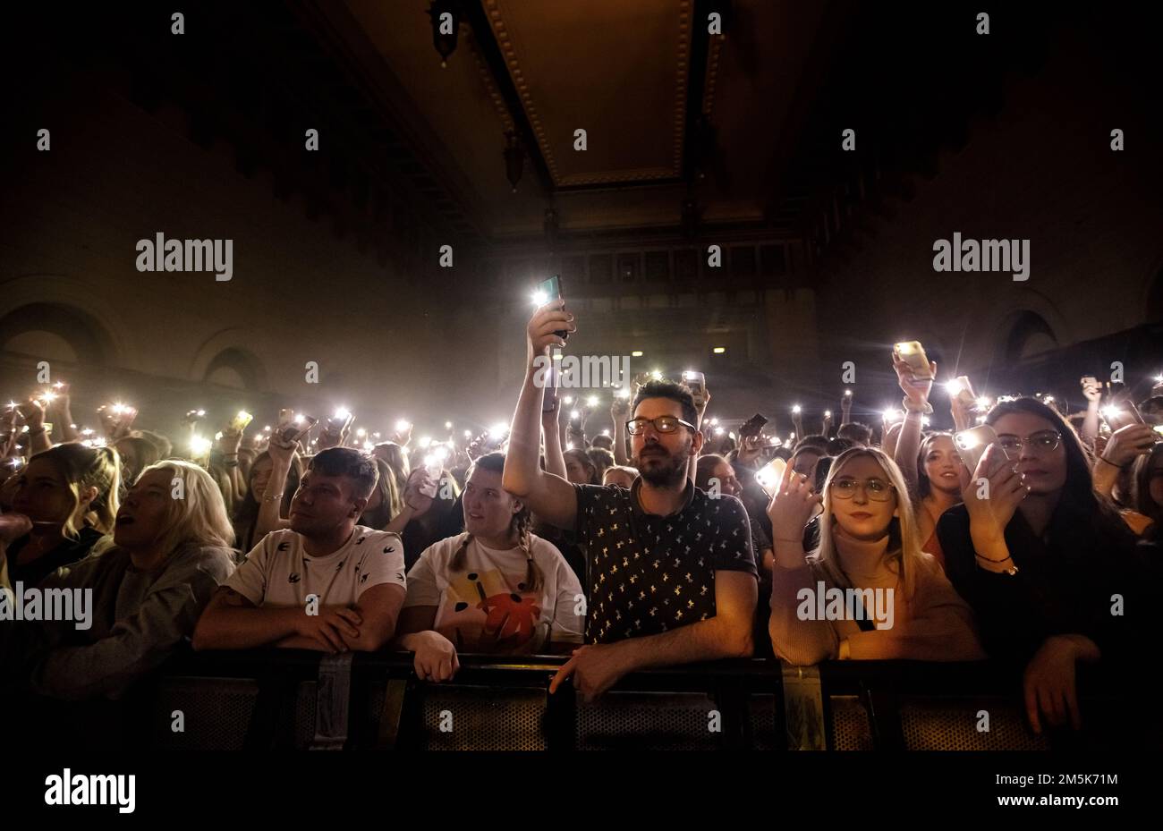 Photo of the crowd for Lauran Hibberd supporting Sea Girls at o2 ...