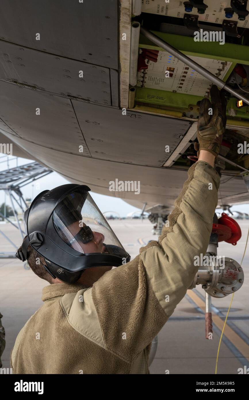 Technical Sgt. Eric Yates, 22nd Aircraft Maintenance Squadron crew ...