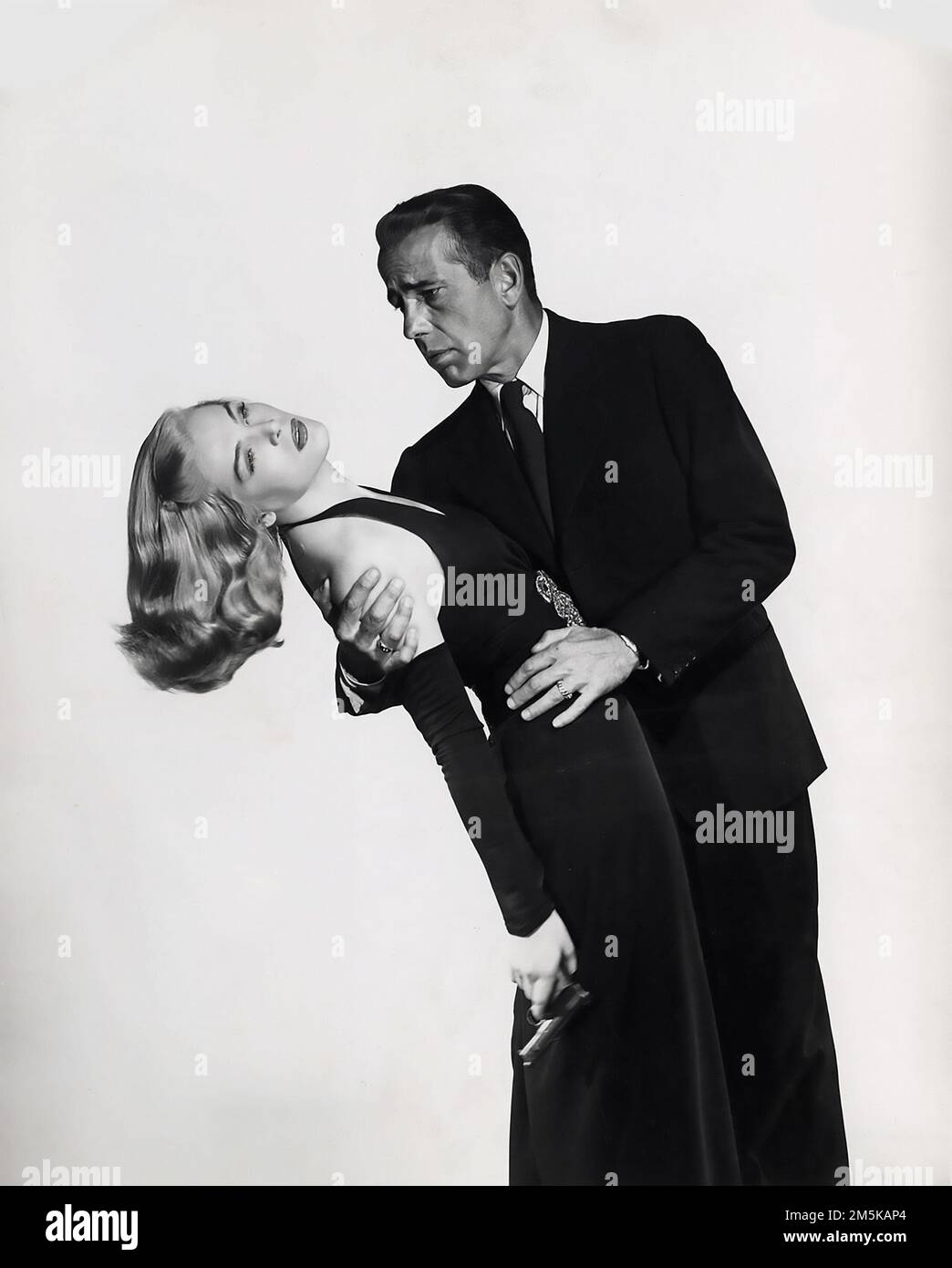 Humphrey Bogart and Lauren Bacall - The Big Sleep 1946 press photo ...