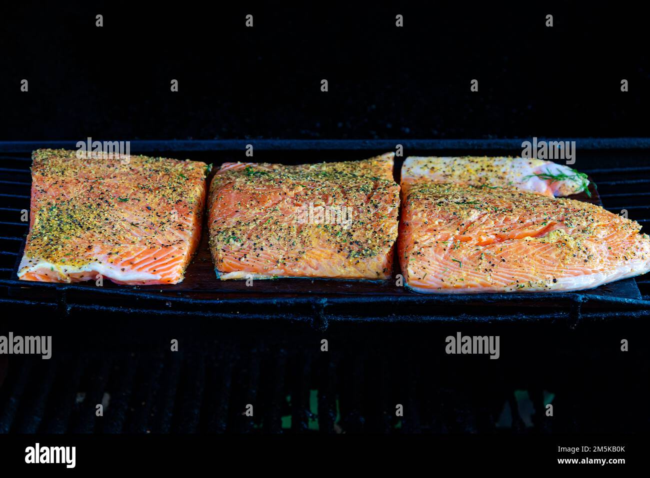 Piece smoked fresh salmon hi-res stock photography and images - Alamy