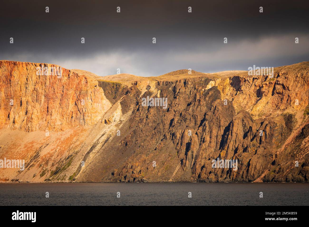 Borden island nunavut hi-res stock photography and images - Alamy