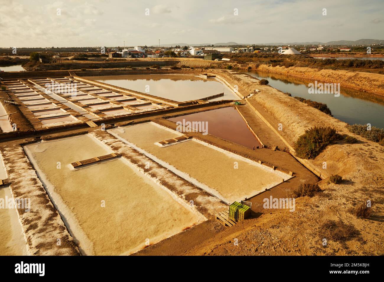Separated by water hi-res stock photography and images - Alamy