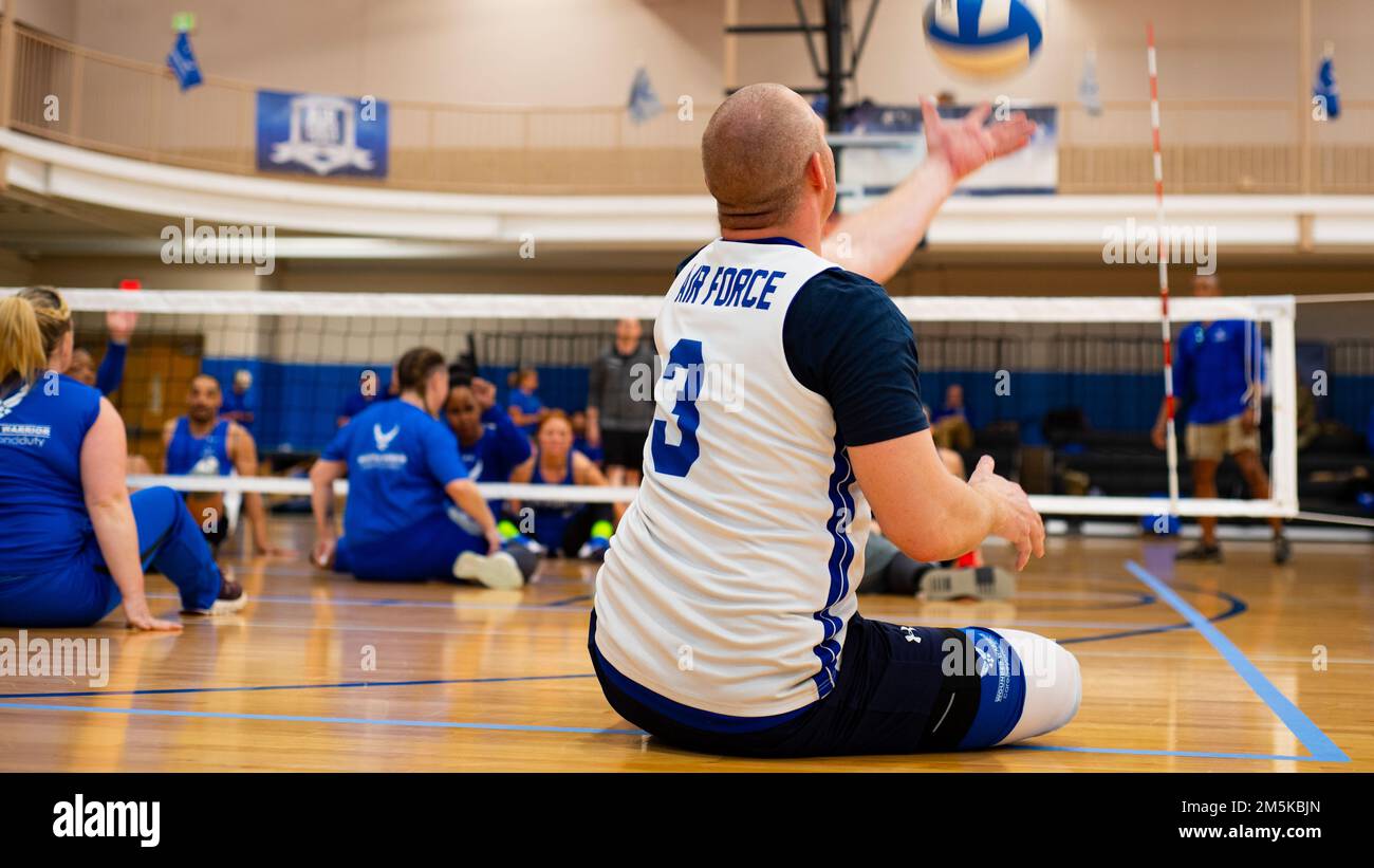 Sitting volleyball hi-res stock photography and images - Alamy