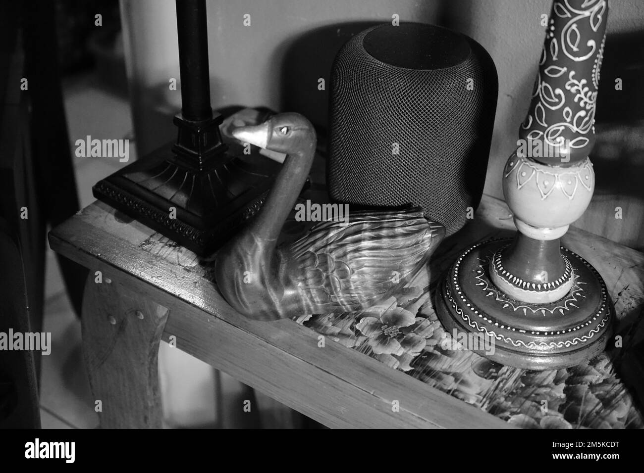 Speaker figure hi-res stock photography and images - Alamy