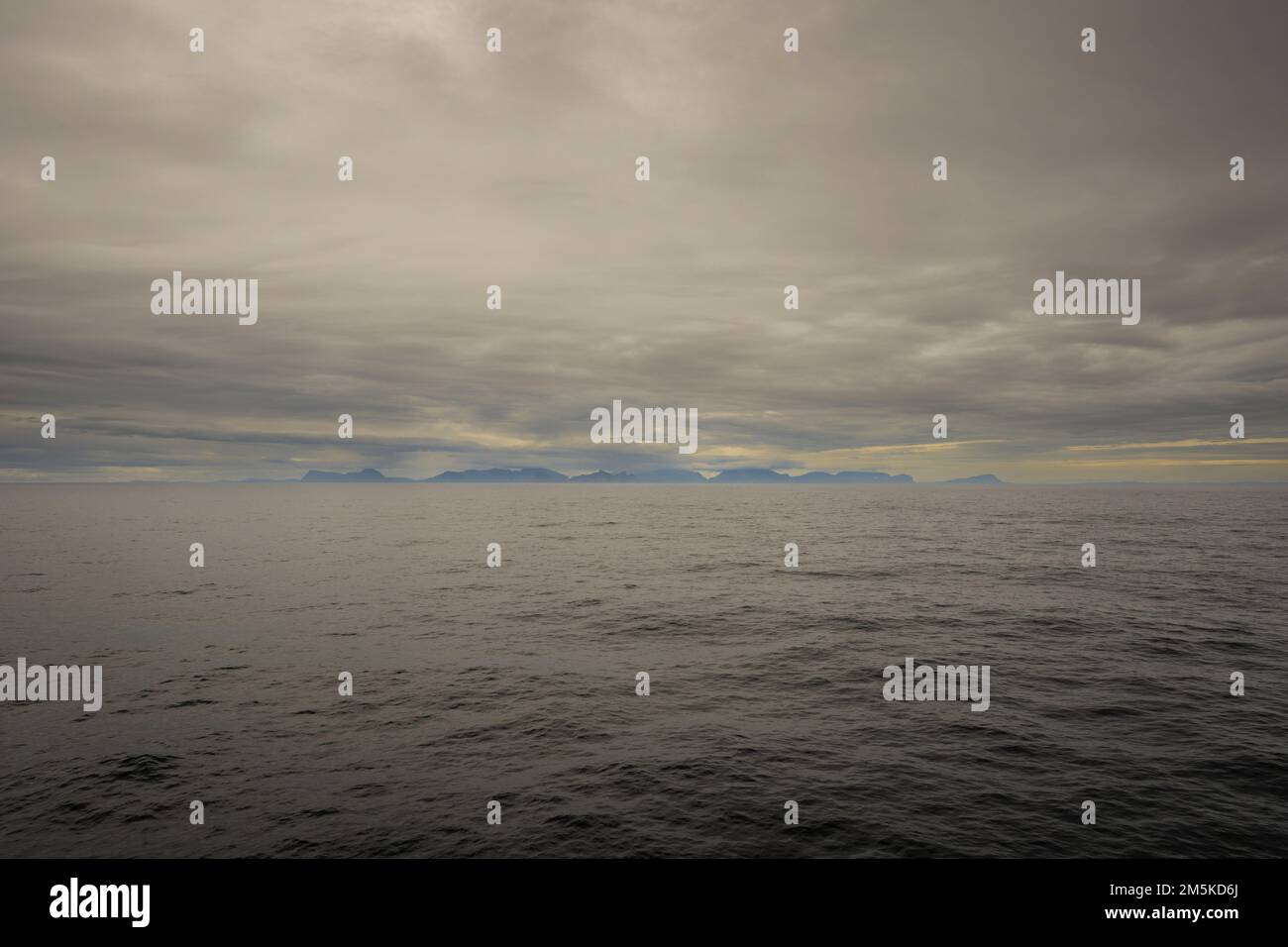 Labrador sea arctic ocean hi-res stock photography and images - Alamy