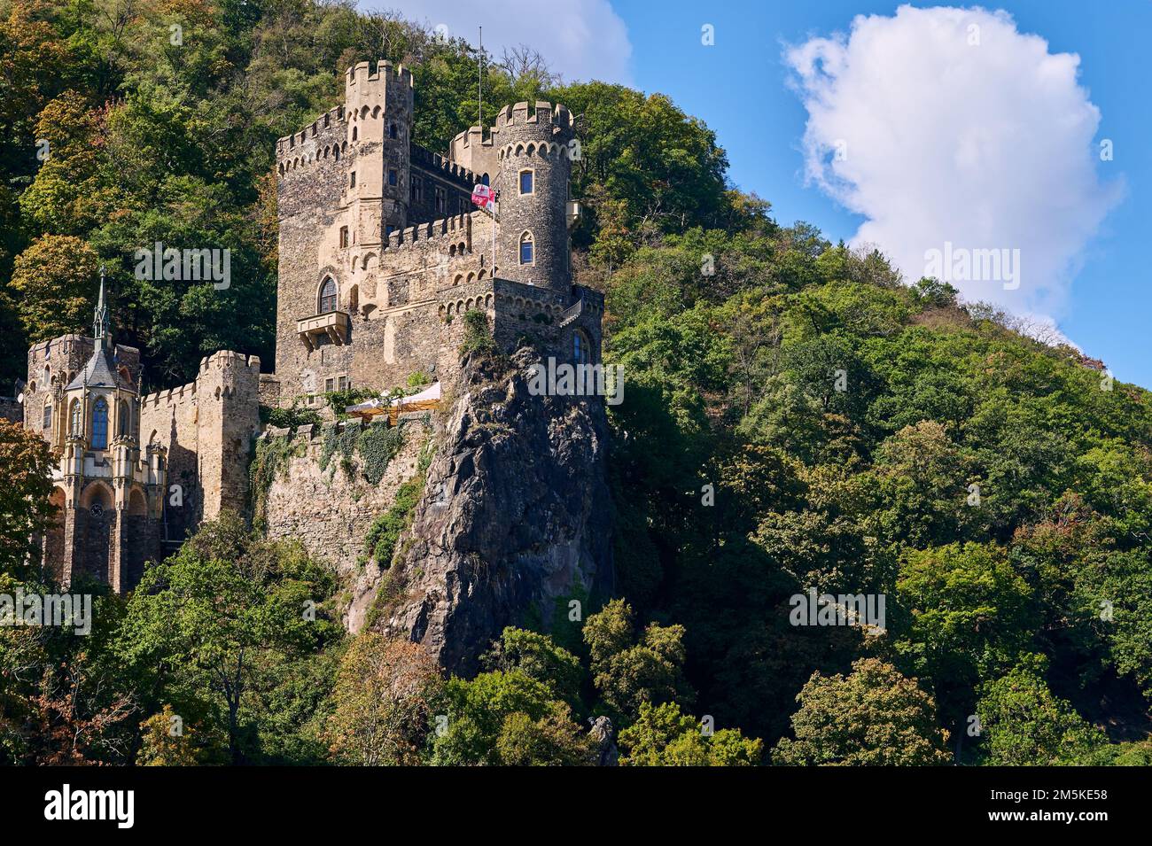 Historic Rheinstein Castle along the Rhine river. Built in 1316 Stock ...