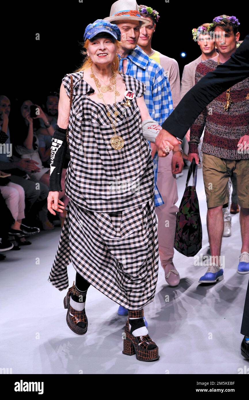 Archive Photo, Italy. 30th Dec, 2022. MEN'S FASHION, VIVIENNA WESTWOOD ...