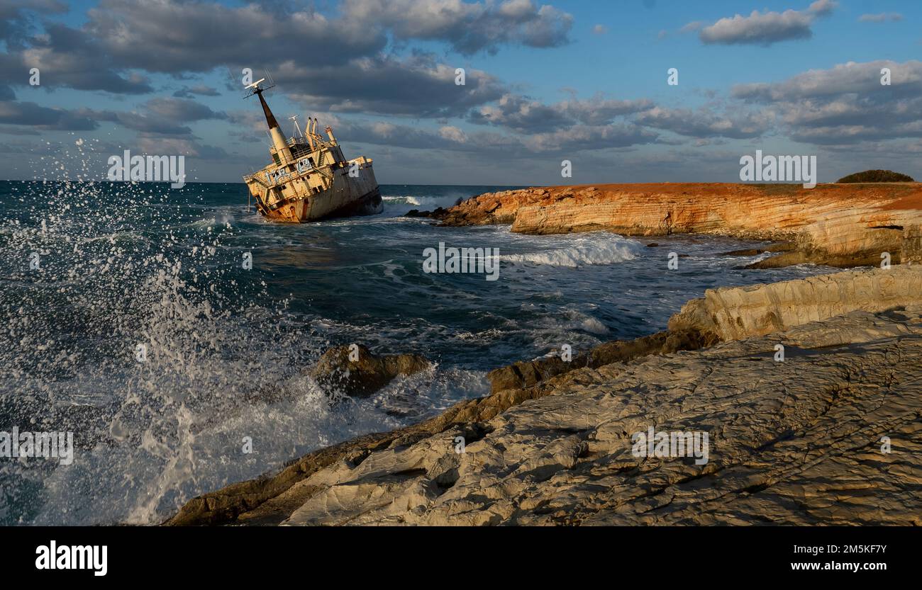 Story tellng hi-res stock photography and images - Alamy