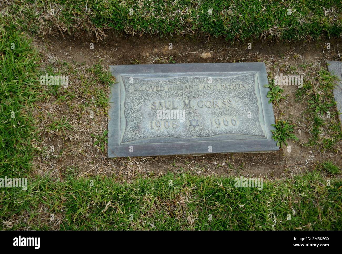 Los Angeles, California, USA 22nd December 2022 Actor Sol M. Gorss Grave in Maimonides section ...