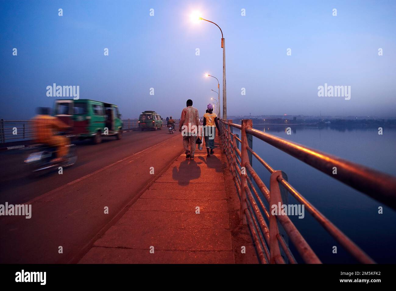 Martyrs Bridge (Pont des martyrs) on the river Niger in Bamako, Mali ...