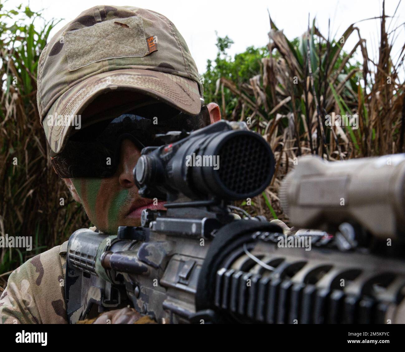 A British Royal Marine Commando with 40 Commando Royal Marines, sets ...