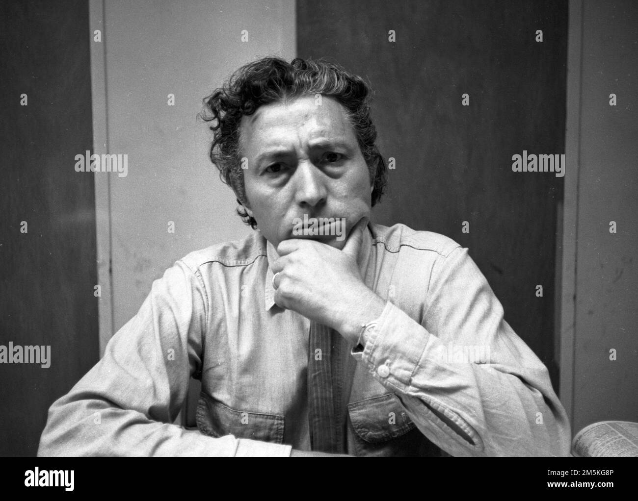 Photographer Tony Vaccaro, at the office of LOOK Magazine, 1969 Stock ...