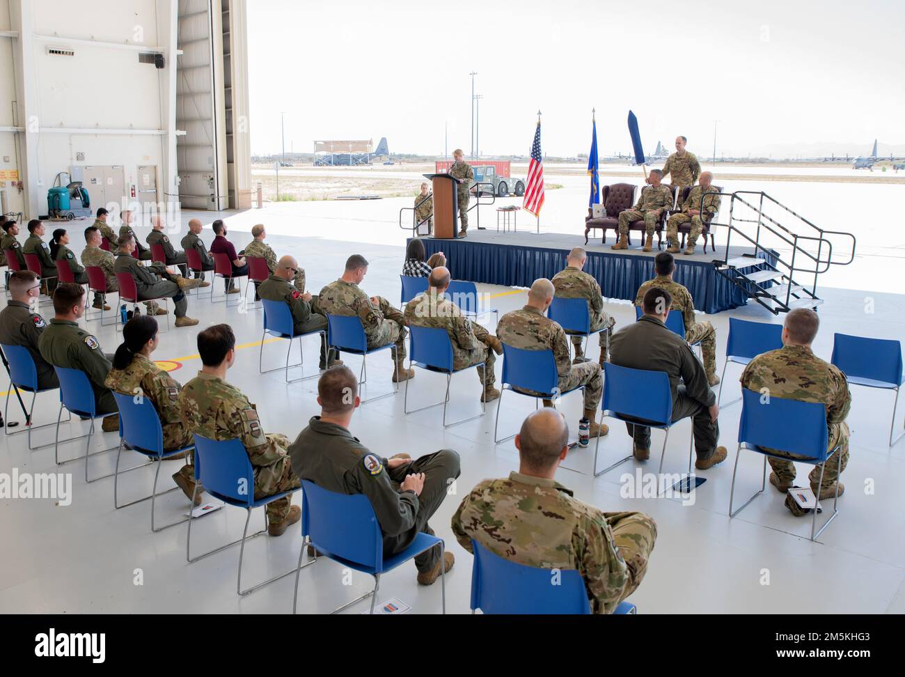 Electromagnetic spectrum operations hi-res stock photography and images ...