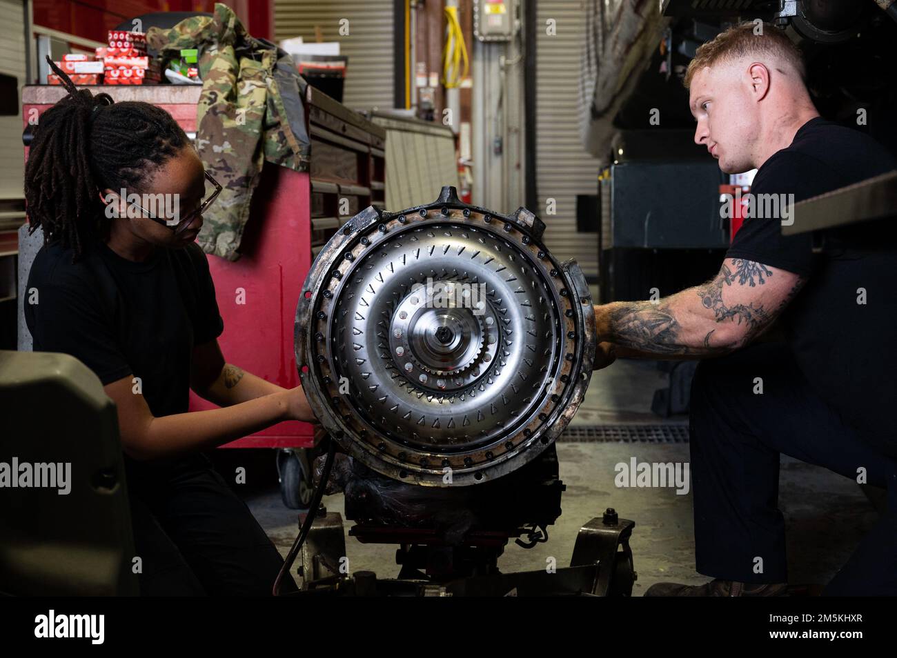 325th lrs hi-res stock photography and images - Alamy