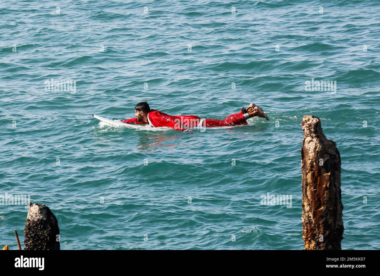 Palestine costume hi-res stock photography and images - Alamy