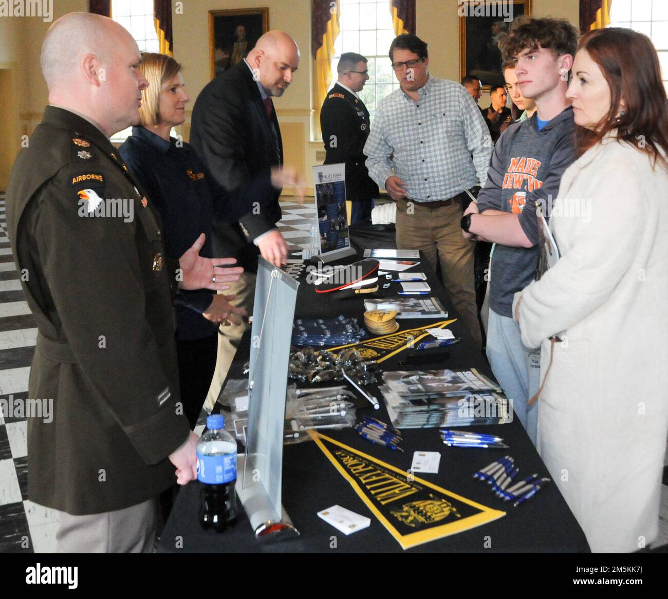 Army rotc scholarship hi-res stock photography and images - Alamy