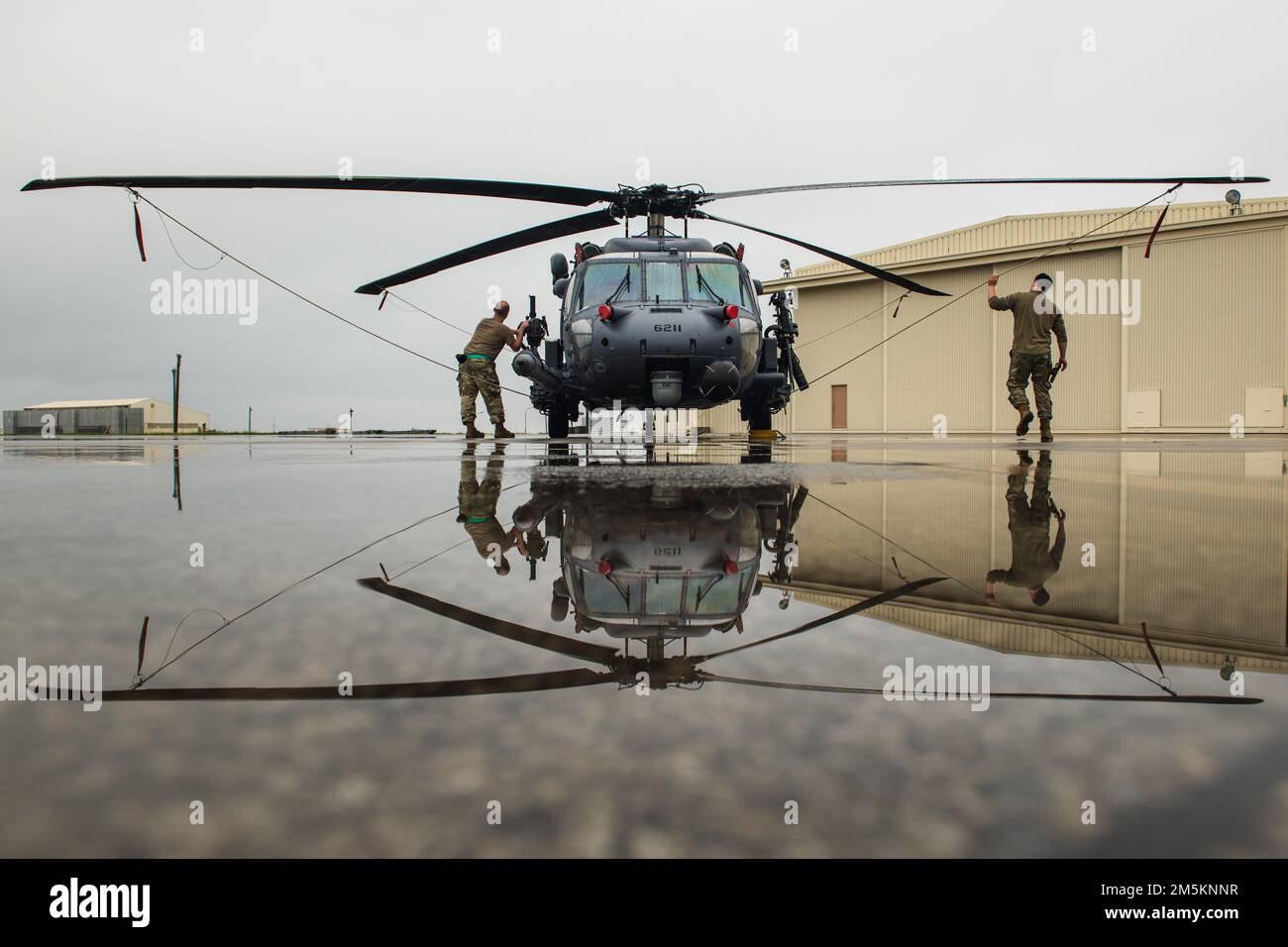 Hh 60g pave hawks hi-res stock photography and images - Alamy
