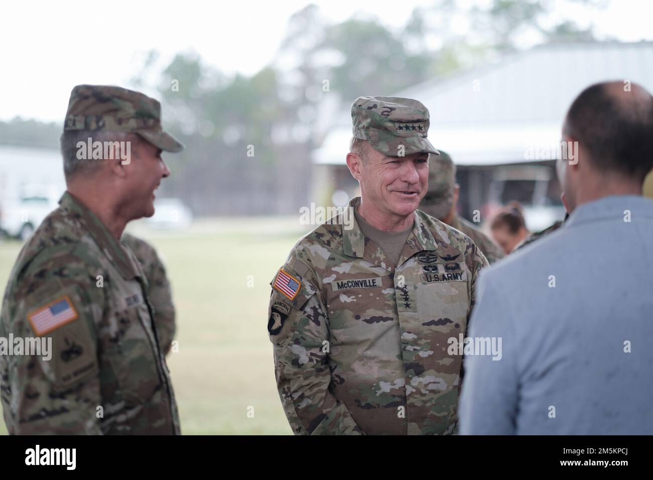 Gen. James C. McConville, Chief of Staff of the U.S. Army, and Maj. Gen ...