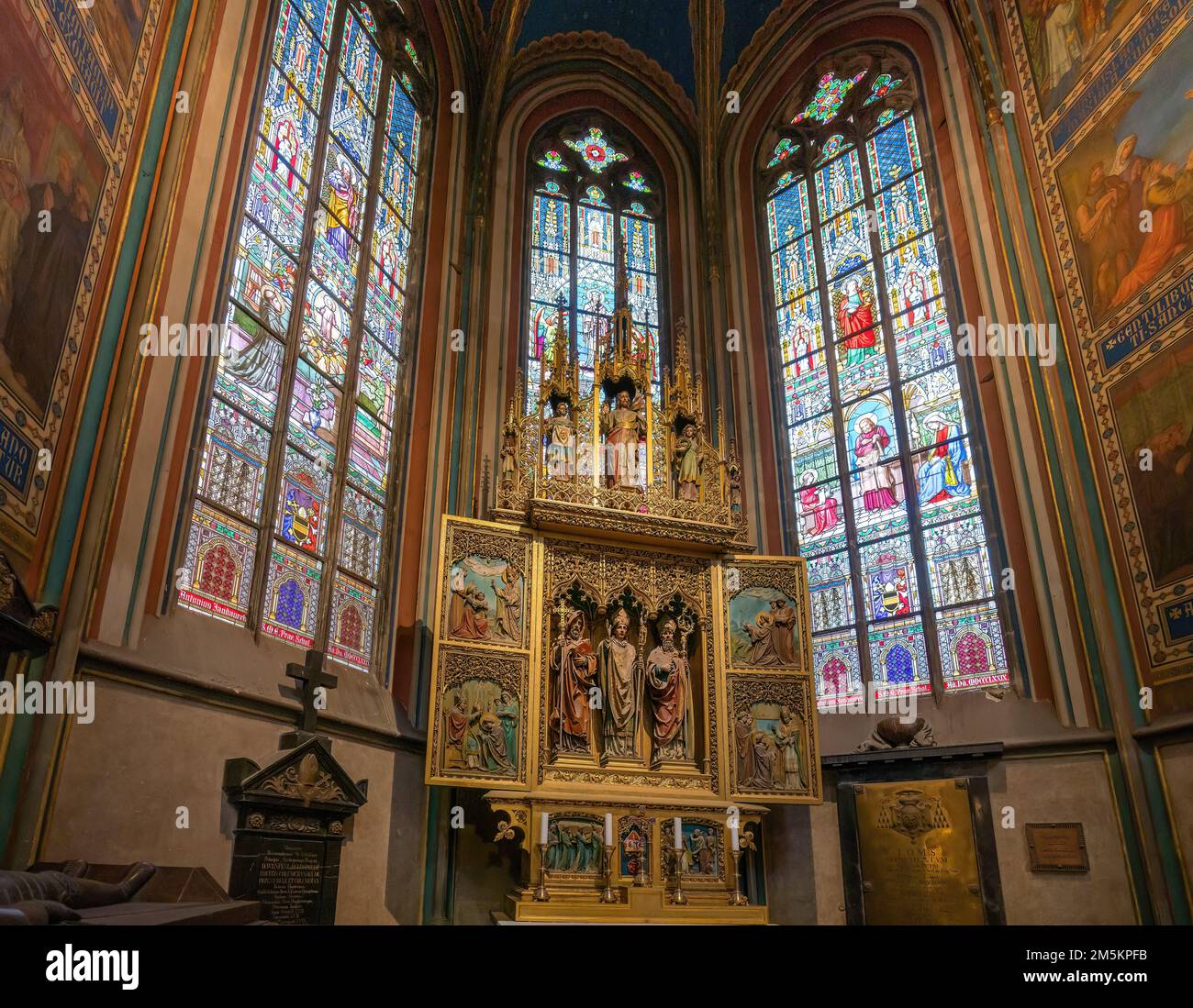 Old Archbishop’s Chapel in St. Vitus Cathedral Interior at Prague ...