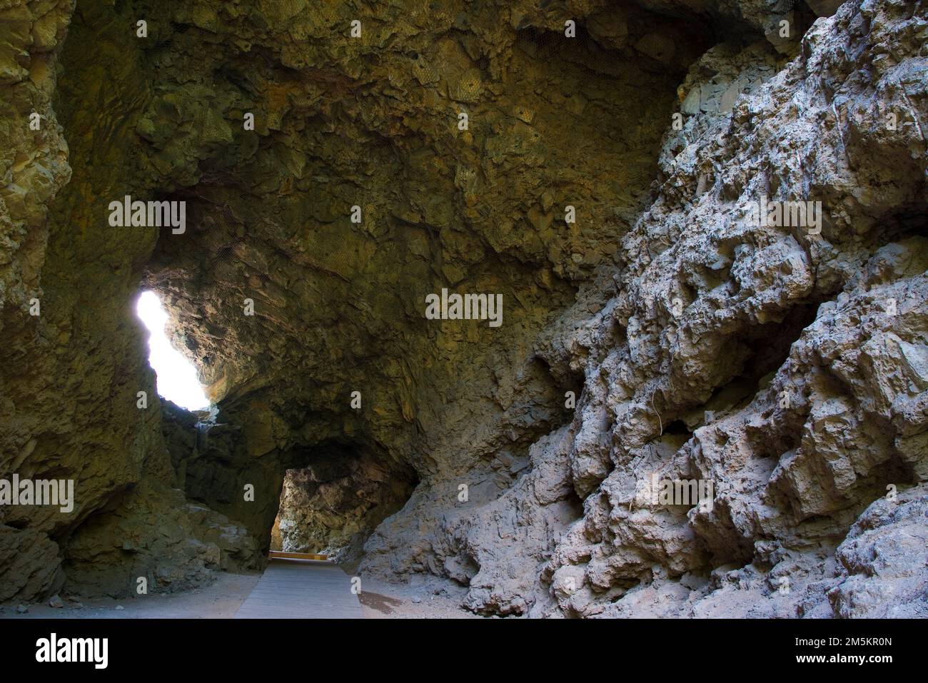 Zhoukoudian ruins of peking man hi-res stock photography and images - Alamy