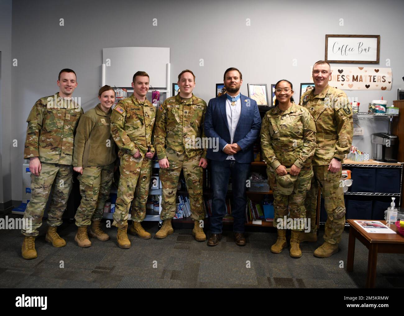 Medal of Honor recipient Master Chief Petty Officer Edward Byers, Jr ...